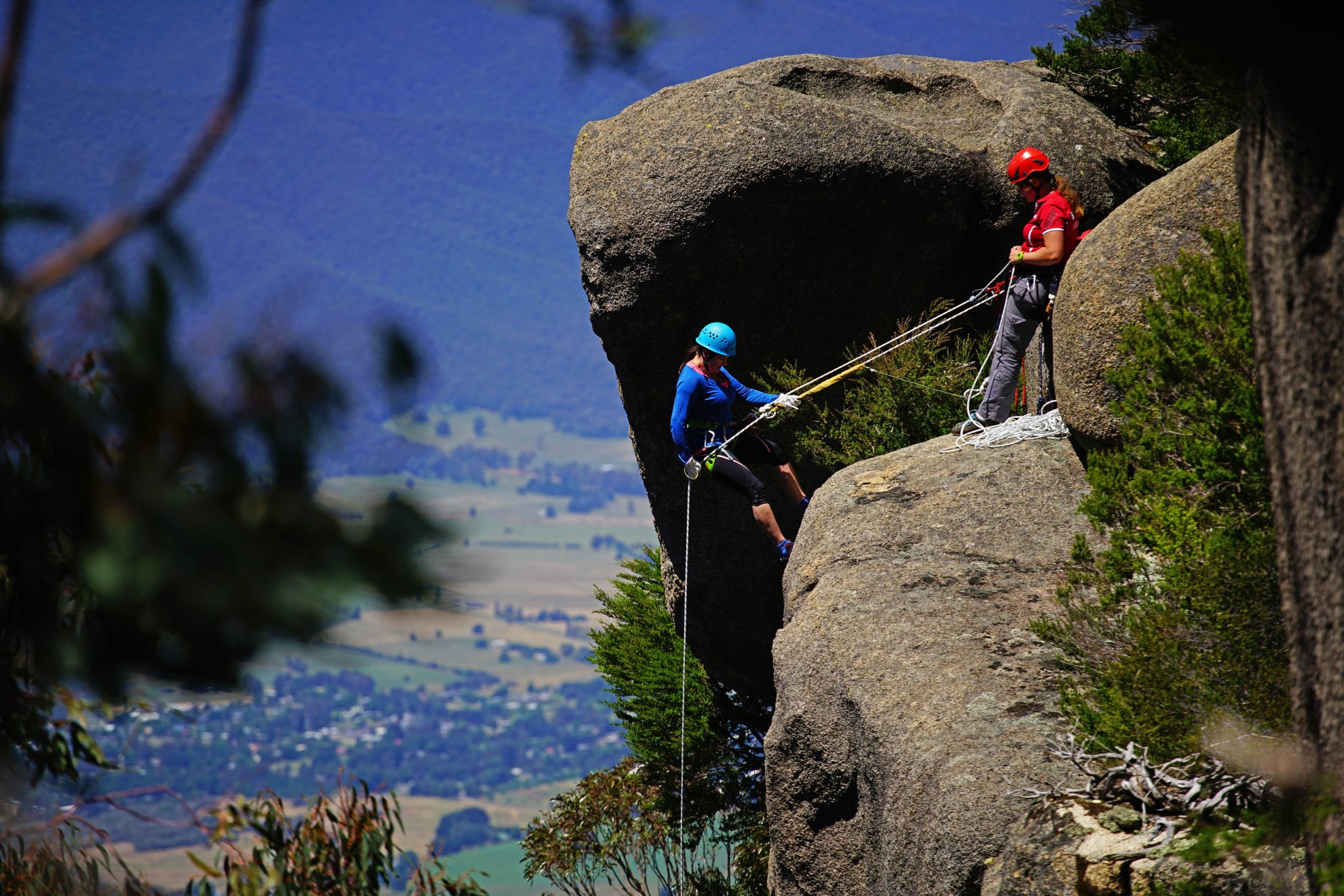 Abseiling - Adventureguidesaustralia.com